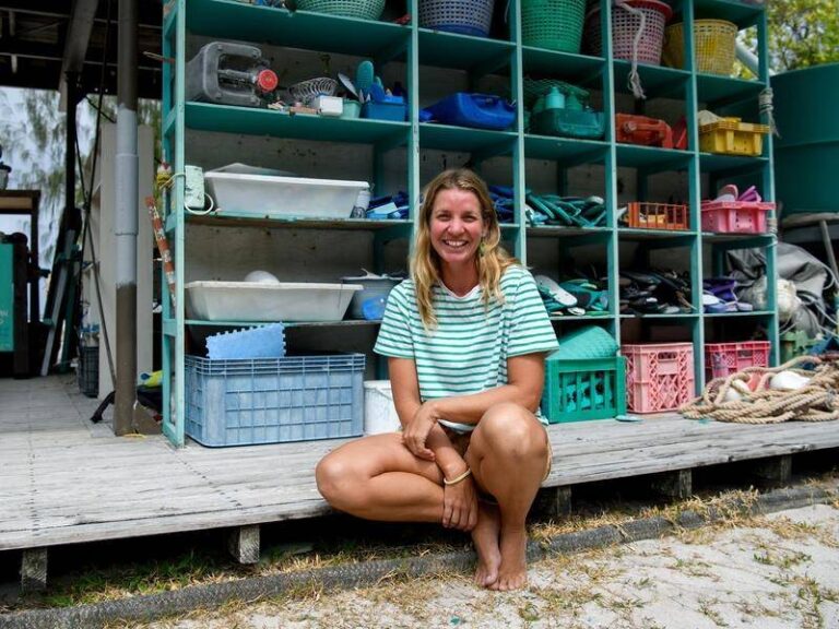 Artists turn Cocos Islands trash into treasure - Oz Arab Media