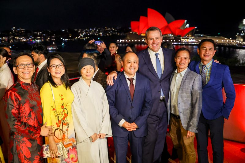 Opera House glows in bold red to celebrate Year of the Horse - Oz Arab ...